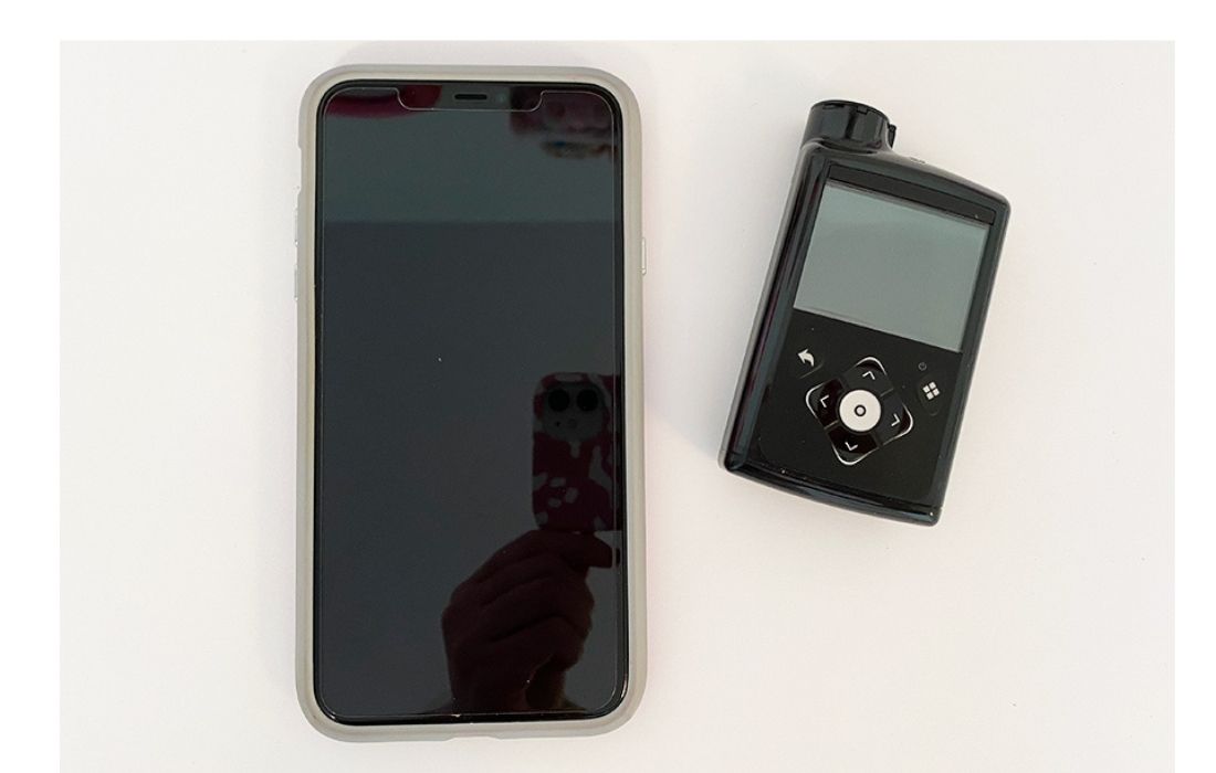 What's in the box of the Medtronic 770G upgrade? - The Naked Diabetic